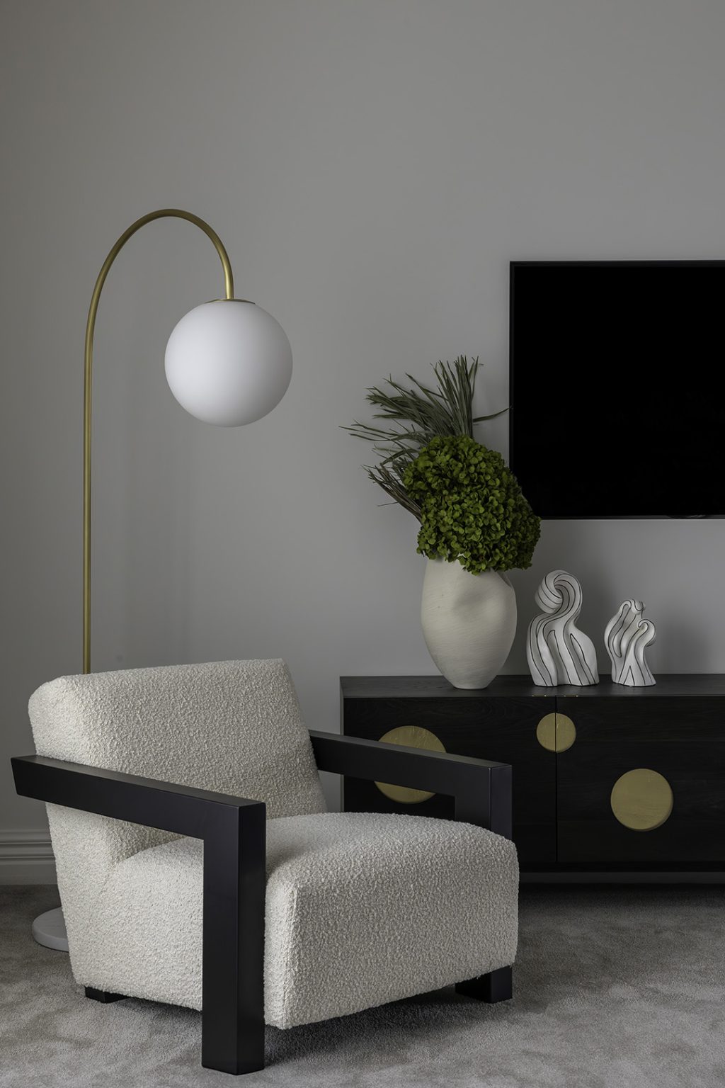 Morph Vase Ivory - The Foundry